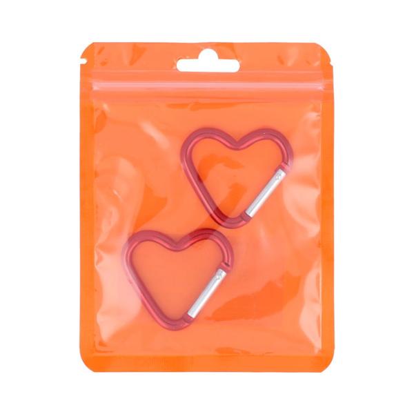 ●素材：アルミニウム●内容：2個入●サイズ：画像参照【商品の詳細】バッグなどの付け外しに便利なカラビナが、推し活をさらに楽しめるキュンと可愛いアイテムになりました。推し色にも合わせやすい6色展開です。