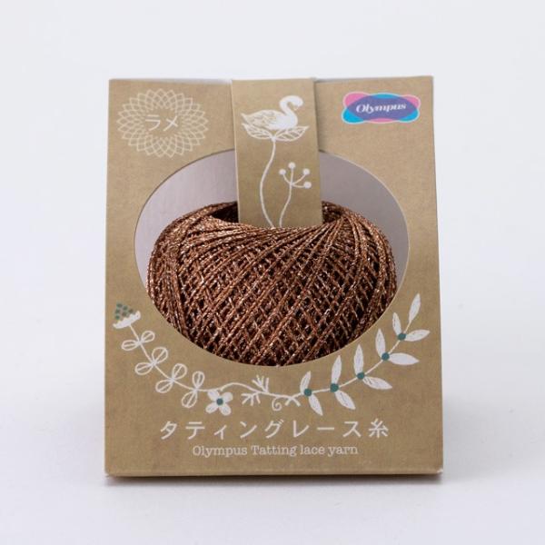●素材：ポリエステル100％●容量：約7g玉巻（約40m）【商品の特徴】糸すべりが滑らかで結いやすい、繊細で美しいタティングに最適なレース糸です。タティングレースでの作品作りに選びやすい40m巻きです。【ご注意】紡績・撚糸・玉巻加工の製造工...