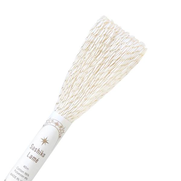 ●素材：綿96％、ポリエステル4％●容量：1かせ（約40ｍ）【商品の特徴】いつもの刺し子とは少し違った特別な作品を作りたい、そんなあなたへ贈る刺し子糸「Sashiko Lame」。ひと目刺すごとに輝きが現れるような上品なラメ糸で、伝統柄はも...
