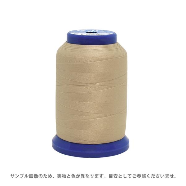 ●素材：ナイロン100％●重量：25g / 約1000m●振り糸専用【商品の詳細】伸びがあり、やわらかい手ざわりのウーリー糸。ニットなどの伸縮性のある生地に最適な伸縮性のあるロック糸です。縫い目を目立たせたい飾り縫いなどにもおすすめです。※...