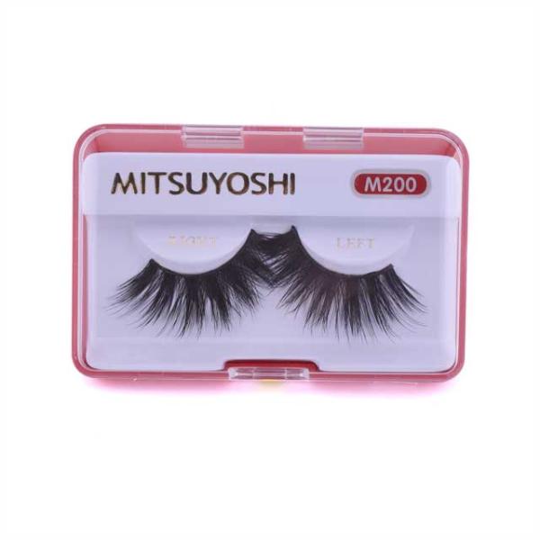 【商品の詳細】毛の長さとボリュームが特徴のアイラッシュ。Mシリーズで1番長さとボリュームがあり、目元をゴージャスに引き立てます。接着剤（ドンピシャン）が付属しています。※開封された商品の返品・交換は、衛生上一切お受けする事ができません。※予...