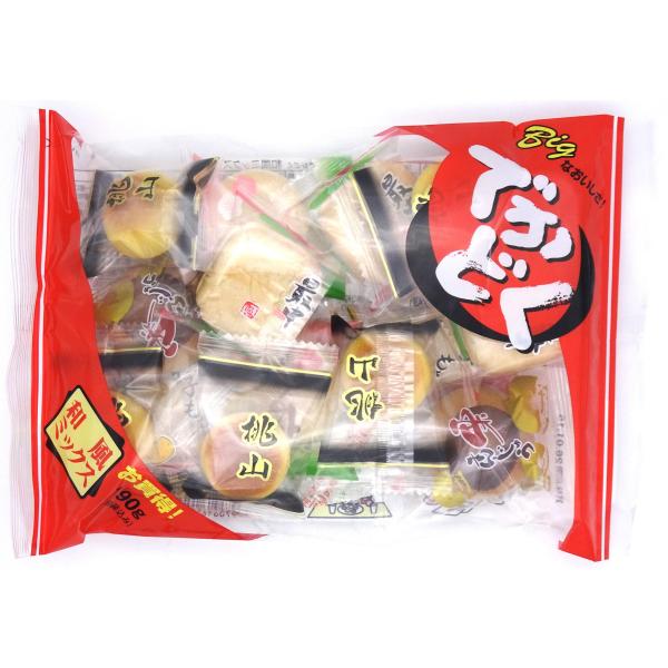 ２種類のもなかと、桃山、栗まんじゅう、ゆず餅の和菓子を詰め合わせました。