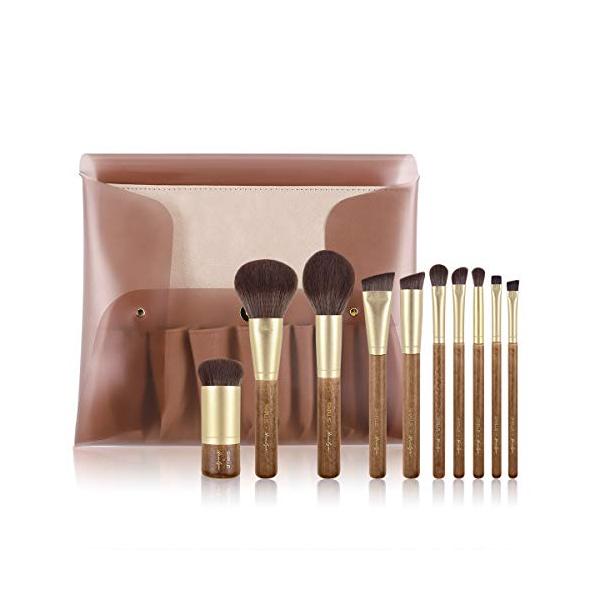 SIXPLUS x Marilyn SIXPLUSとMarilynがコラボしたメイクブラシセットが完成いたしました 実用的なニーズと美しいデザインを追求し、ブラシの種類、形、カラーなどあらゆる要素を厳選しました。 クラシカルな要素とファッシ...