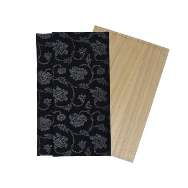 サイズ：入れない弔事の正絹西陣織金封ふくさ。正絹西陣織金封ふくさ お悔やみ事:黒:牡丹唐草 桐箱入り サイズ ふくさ:各約20cm*12cm 素材 表地:絹100% 裏地:レーヨン100% 注意 モニターの発色の具合によって実際のものと色が...