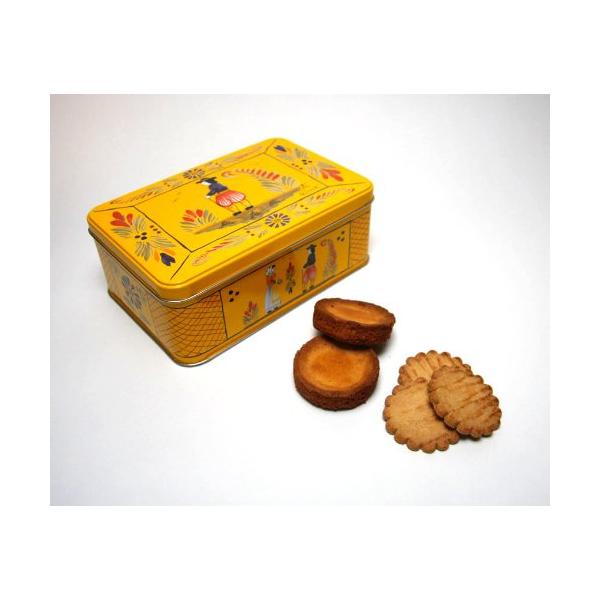 内容量:320g原材料:小麦粉、バター、砂糖、卵、塩、膨張剤商品サイズ(高さ*奥行*幅):70mm*120mm*190mm食品・飲料・お酒:スイーツ・スナック菓子:ビスケット・クッキー