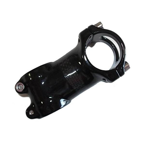 色：(1)６０ｍｍ：クリアブラックボディーに3Kカーボンを採用しており、見た目に美しく高級感溢れるハイブリッドステムです。肉抜きされた両側に膨らみを持たせて強度を出しています。ステムの交換は気分転換にも適しております。締め付けには、別途4m...