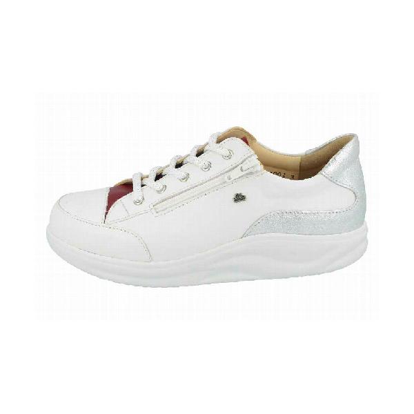 Made in Germany。疲れやすい足を支える、揺りかご型「ローリングソール」のウォーキングシューズ。【こだわりの靴型】　・足首を「優しく包む」パッド入りの履き口　・裏地には牛革を使用して「蒸れにくい」　・指が当たりにくい「ゆとりのあ...