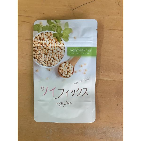 【商品名】ニチモウ　アグリコン型イソフラボン使用麹菌発酵イソフラボン  ソイ　フィックス【お召し上がり方】1錠中ニチモウ　アグリコン型イソフラボン 15ml配合1日2粒を目安に水などと一緒にお召し上がりください。【原材料名】還元乳糖（アメリ...