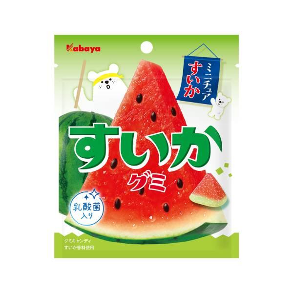 すいかの見た目をかわいらしく再現した、季節感あふれる楽しいグミです。ほどよい甘みと酸味のすいか味を、すいかと相性が良い塩で引き締め、飽きの来ない味わいに仕上げました。乳酸菌配合。【内容量】50g【入数】10コ【2026/03/24発売】