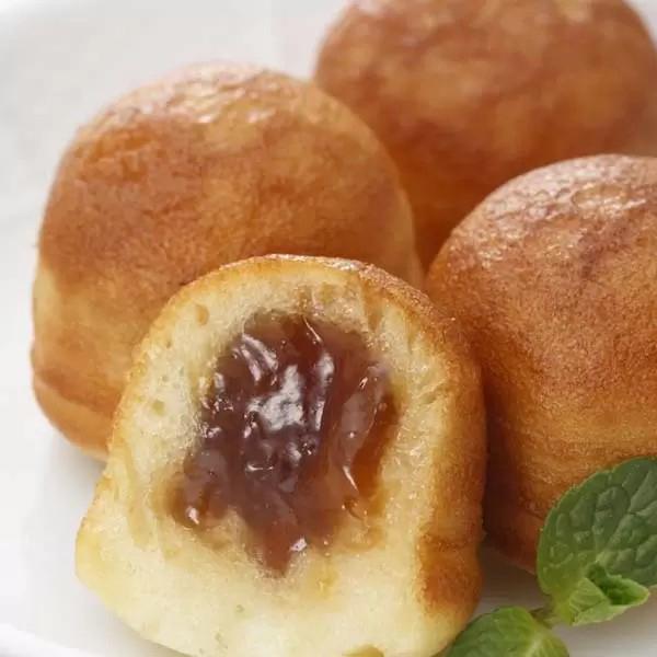 【地域限定送料無料】(※北海道・沖縄・一部離島等除く) 業務用食品ふんわり仕上げた生地にメープル風味のフィリングを入れたひとくちタイプのホットケーキです。トッピングなしでそのままお召し上がりいただけますし、冷やしても、温めてもおいしく召し上...