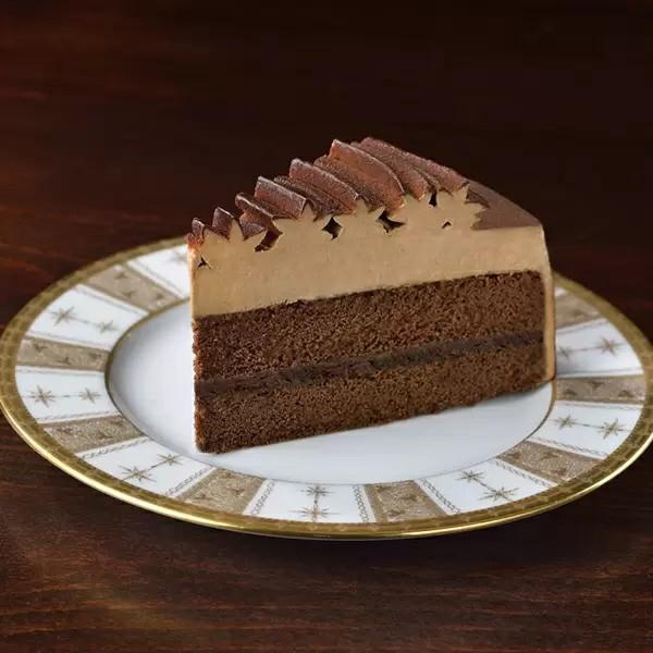 【地域限定送料無料】(※北海道・沖縄・一部離島等除く) 業務用食品ベルギー産クーベルチュールチョコレートを使用した、濃厚な味わいのチョコレートケーキです。スポンジの間に砕いたクッキーを混ぜ込んだチョコレートを挟み、食感を出しました。＜アレル...