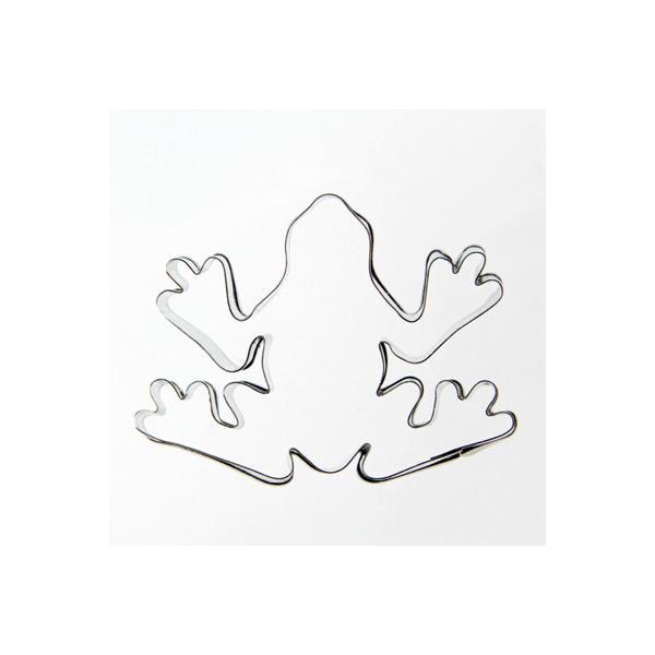 パソコンの方はこのまま下にスクロールすると商品の詳細が確認できます。スマートフォンの方は、↓『商品情報をもっと見る』を押して詳細やサイズの確認ができます。