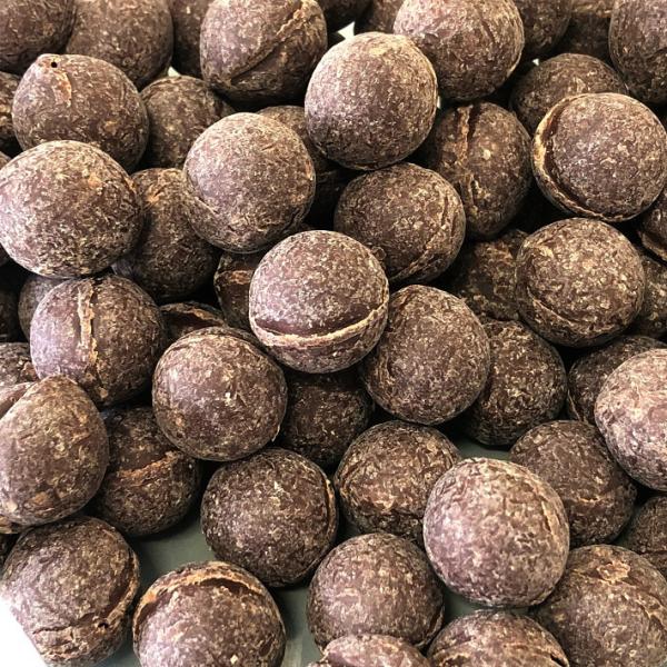 カカオマス含有量が多いので、チョコレート感をしっかり感じられるダークチョコレートです。