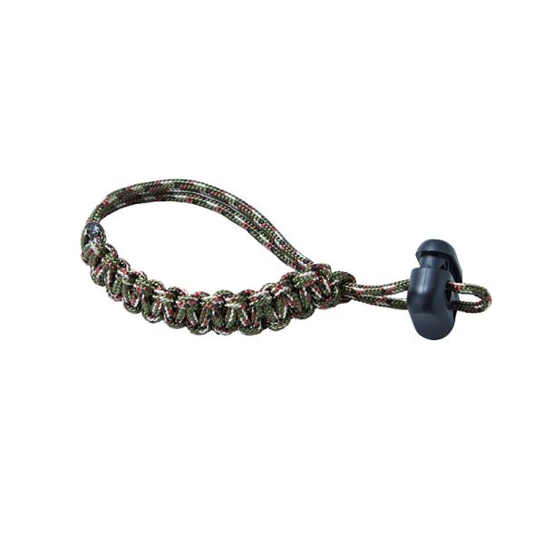 チャオラスタイイングコードてぬぐいを首に巻くときのために作られたCHAORASオリジナルアイテム！京都の職人さんによりパラコードを１点１点てづくりで編んで製作しています。付属が少ないので首元で快適におしゃれにお使いいただけます。〇首元アレン...