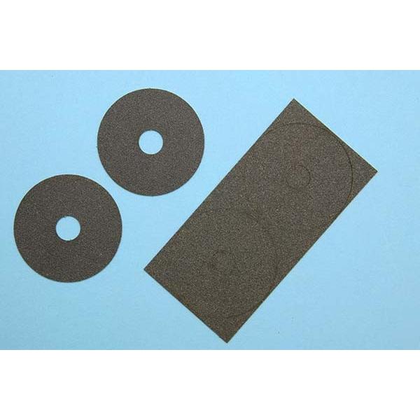 プロペラ、スピンナー、クーリングファンなどの「スリップ」を防止できます。エンジンがノッキングを発生してもナットが緩みにくく安全にお使い頂けます。  ４サイクルエンジンの必需品です。穴径　9.5mm外径　45mm適合エンジン（2C）　140以...