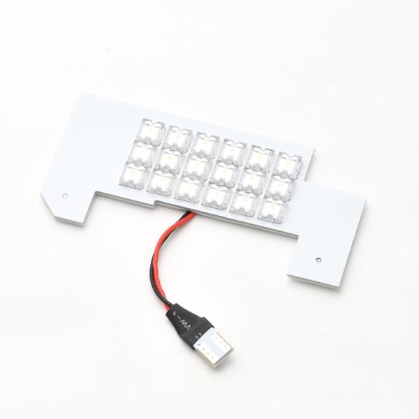 RIDER1378【セット内容】フロント：18発×1合計1ピース18発(FLUX LED採用)【確認事項】純正LEDルームランプ装着車は取付不可車種によりゴースト・微点灯になる場合あり。LED特性であり商品不良ではありません純正LEDルーム...