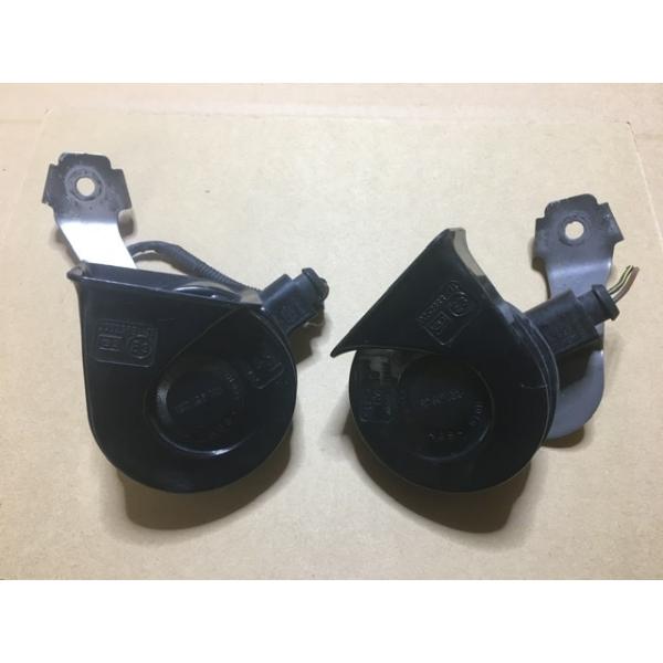 状態は別の欄に記載あり***商品情報***商品名：stebel ホーン 2個 セットメーカーNo：パーツNo：stebel500Hz、400Hzステー登録番号：20328B***車両情報***メーカー：フォルクスワーゲン車名：トゥーラン類別...