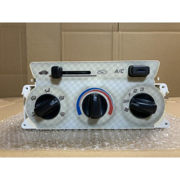 詳細は下の商品説明をご覧ください。