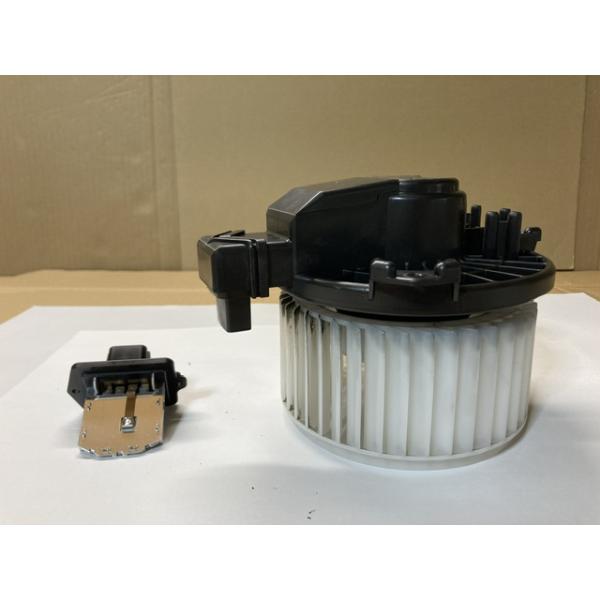 詳細は下の商品説明をご覧ください。