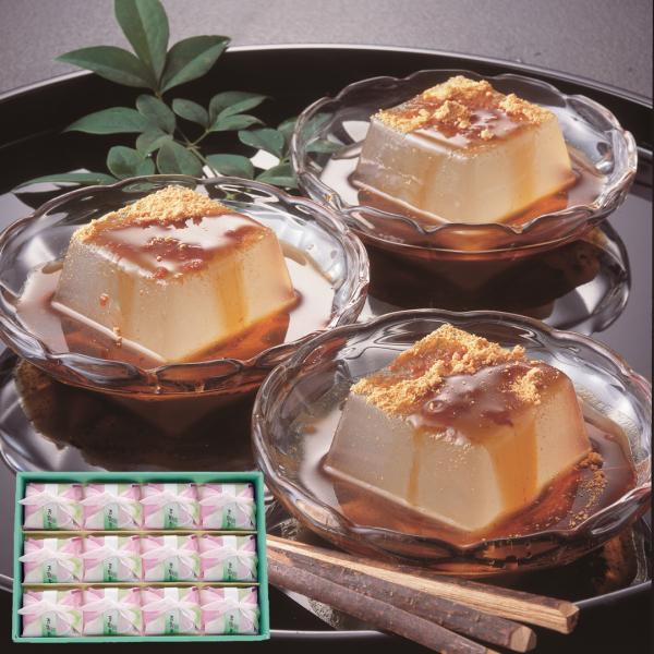 食べきりサイズのかわいらしい風呂敷に包んだ葛餅のギフトセット。鎌倉時代より吉野山に続く旧家で食べられていた葛餅の味を餅職人にお願いし、日持ちする葛餅として再現してもらいました。本葛ならではのツヤとコシをお楽しみください。濃厚な黒蜜と香ばしい...