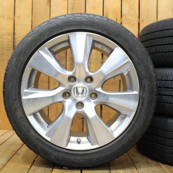 ホイールメーカー ：ホンダ商品名 ：ジェイド純正サイズ ：17インチ 7J+45 5H-114.3 ハブ径実測 : 64mm色 ：シルバーポリッシュランク ：AB付属品 ：なし備考 ：-タイヤメーカー ：ダンロップ商品名 ：エナセーブ EC...