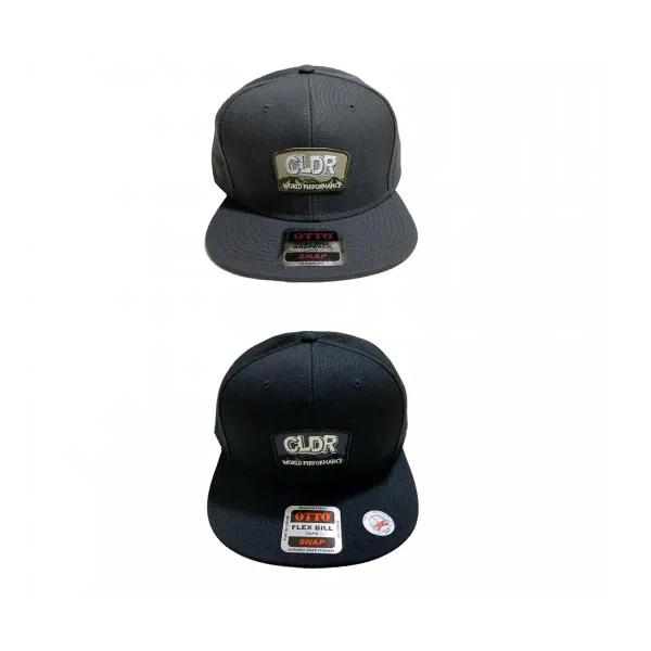 6つのパネルで構成されたフラットバイザーキャップ。険しい山々が連なる景観をイメージしたモンタナの山脈を描いたエンブレムワッペンがアクセント。スポーツスタイル以外にデイリーシーンにもマッチするので１つ持っていると活躍するアイテムです。相性の良...