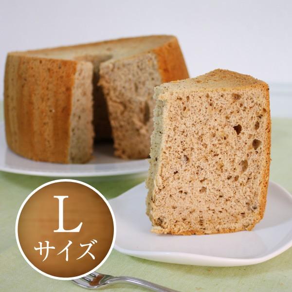 アップルティーの味わいを楽しめるシフォンケーキ「アップルティー」のLサイズ。【商品サイズ】直径20cm×高さ14cm【お召し上がり方】できればその日のうちに食べたいシフォンケーキですが、翌日も味が染み込んで意外とおいしいですよ。冷蔵保存が基...