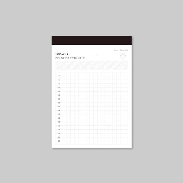 1枚ずつミシン目で切り取って使えるおしゃれなデイリーメモ帳です。手帳のように使い続けなくても、必要な時だけ使えます。お手持ちの手帳にプラスして必要な時だけ気軽に使えるプランナーです。7から24までの数字が左側に記載されています。＊こちらの商...