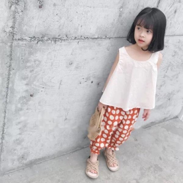 涼しい素材で着心地バツグン◎ふわっと広がったトップスがかわいい♪【サイズ】90cm・100cm・110cm・120cm・130cm・140cm【生地感】生地：硬めー　普通ー　柔らかめー生地厚さ：薄め◯　普通ー　厚めーウエストゴム：◯【90c...