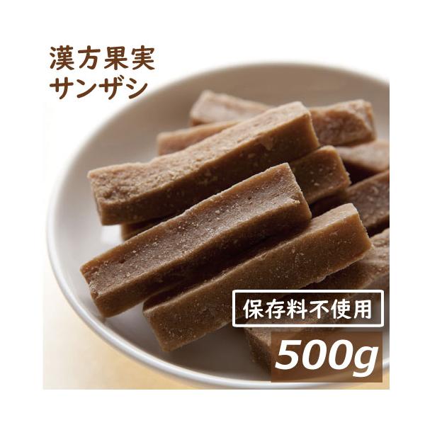 山査子(サンザシ　バラ科の植物)の実を砂糖で煮詰めたものです。甘すっぱい味です。胃腸に良い成分が含まれていると言われています。漢方薬によく使われます。 原材料　サンザシ  砂糖　 原産国名　中国【送料に関しての注意】送料別の商品をお買い上げ...