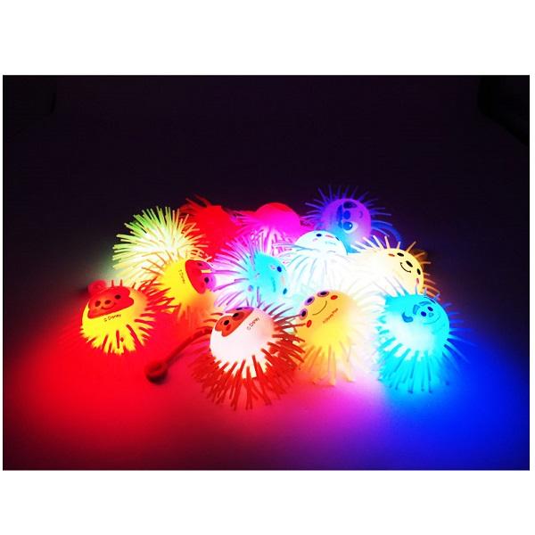 【商品名】ディズニーオールスターもじゃもじゃヨーヨーミニタイプ【part3】【24個セット】【商品サイズ】本体サイズ：H80mm【色】12種アソート。色・柄の指定は出来ません。【注意事項】こちらの商品は業務用商材の為、不良品が出たとしても返...