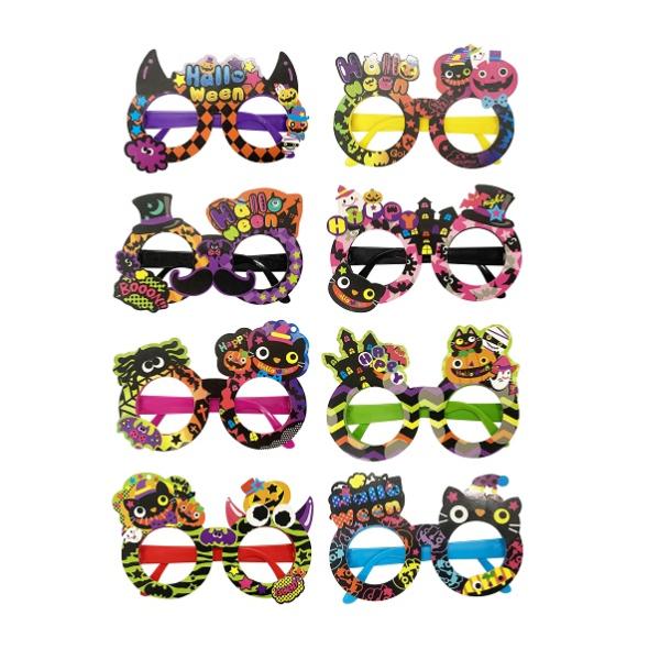 【商品名】ハロウィンパーティめがね【24個セット】【商品サイズ】本体サイズ：H100×W150×D135mm【色】8種アソート。色の指定は出来ません。【注意事項】こちらの商品は業務用商材の為、不良品が出たとしても返品・交換・返金は一切出来ません。
