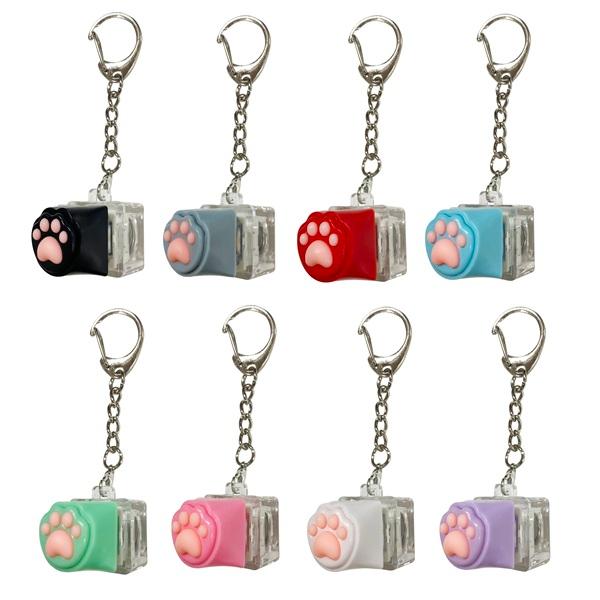【商品名】光る肉球カチカチＫＨ【24個セット】【商品サイズ】本体サイズ：H30×W20×D20mm(キーホルダー含まず)【色】8種アソート。色・柄の指定は出来ません。【注意事項】こちらの商品は業務用商材の為、不良品が出たとしても返品・交換・...