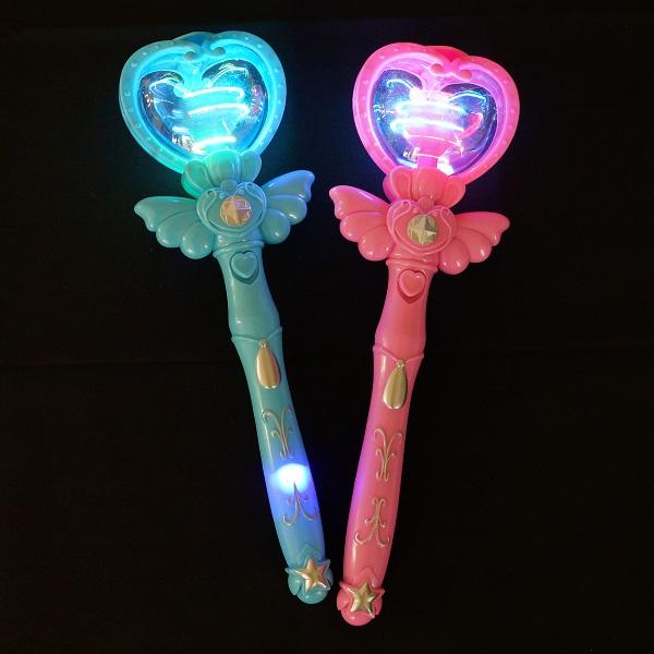 【商品名】マジカルスピンバトン【part2】点滅：1パターンサウンド：1パターン【12個セット】【商品サイズ】本体サイズ：H290×W120×D70mmパッケージサイズ：個包装有【色】2種アソート。色柄指定不可。【注意事項】こちらの商品は業...