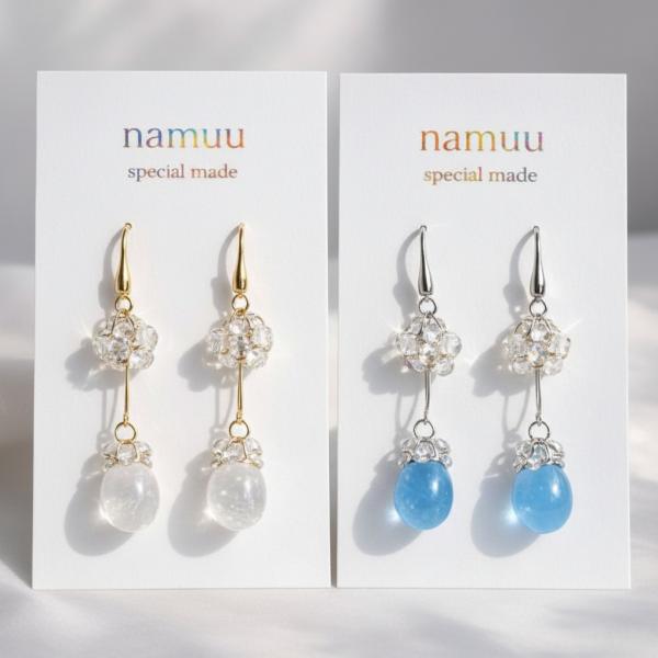 穴を開ければアクセサリー台紙としても使用できアイデア次第で色々活用できます。【サイズ】　サイズ画像を参照下さい　　【枚数】　   100枚【紙の種類】高級マット紙　下記内容をメッセージでお知らせください　　　〔　〕箔押しカラー1〜12でお選...