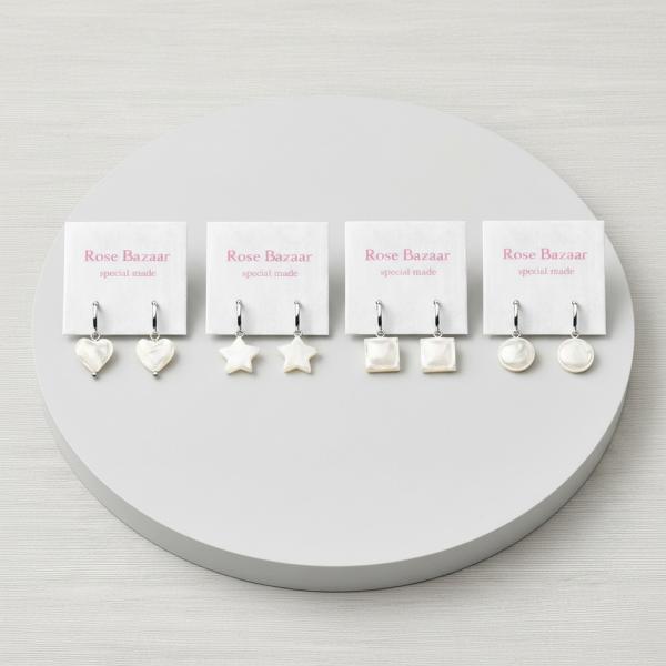 穴を開ければアクセサリー台紙としても使用できアイデア次第で色々活用できます。【サイズ】　サイズ画像を参照下さい　　【枚数】　   カット後200枚【紙の種類】高級マット紙　下記内容をメッセージでお知らせください　　　〔　〕箔押しカラー1〜1...