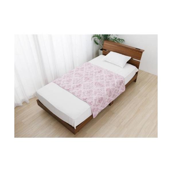 ●ホワイトダックダウン70％のハーフダウンケット。●ハーフサイズ：約150×100cm。●側地:ホワイトダックダウン100%。●中身:ジャパンダックダウン70%、スモールフェザー30%。●充填量:約0.12kg。●中国製。●画面上の商品の色...