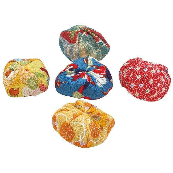 カラフルなお手玉で遊ぼう！