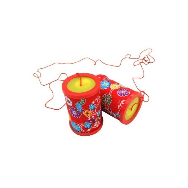 本体サイズ：Ф43×H62mm糸の長さ：約1200mm素材：厚紙・プラスティック・凧糸昔なつかしの糸電話です。少し小さめサイズ。