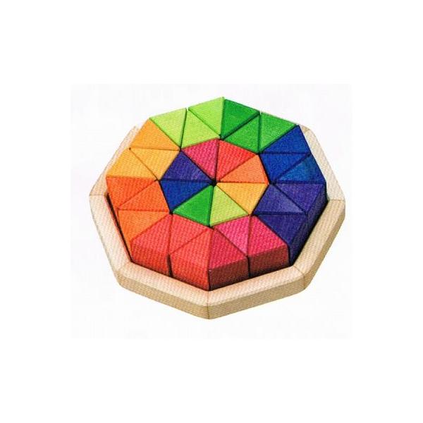 　三角形のブロックが形の不思議に気づかせてくれます。　基尺は4cm。      サイズ    　【木枠】20×20cm      メーカー    　グリムス社(ドイツ)      材質    　木製