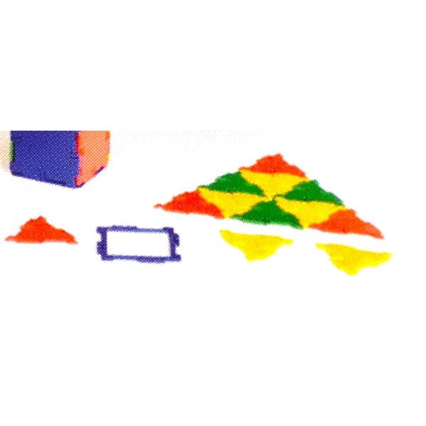 　ベーシックカラーの三角形のみのパーツセットです。造形がダイナミックになってきて、足りなくなってきたときのパーツの補充に最適です。■内容　　　三角形 x100（内 FWx5）■カラー　　赤・青・黄・緑■サイズ　　一辺：7.5cm、厚み：0....