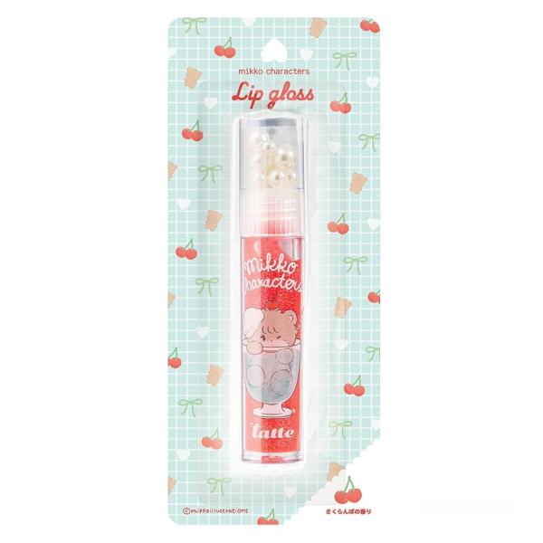 「商品情報」商品紹介mikko illustrationsよりラテのリップグロスが登場！●輝くうるつやカラールミナイザー透明感あふれるツヤで、存在感のある唇をつくるリップグロス。自然な血色感とセクシーさを引き出す、クリアレッドカラー。お顔を...