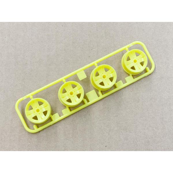 「アバンテMk.III ネロ」などに採用されているホイールの単品販売です。※一定のご注文数を超えた場合は宅急便での発送となります。