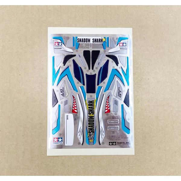 「シャドウシャーク」に採用されているステッカーの単品販売です。※一定のご注文数を超えた場合は宅急便での発送となります。