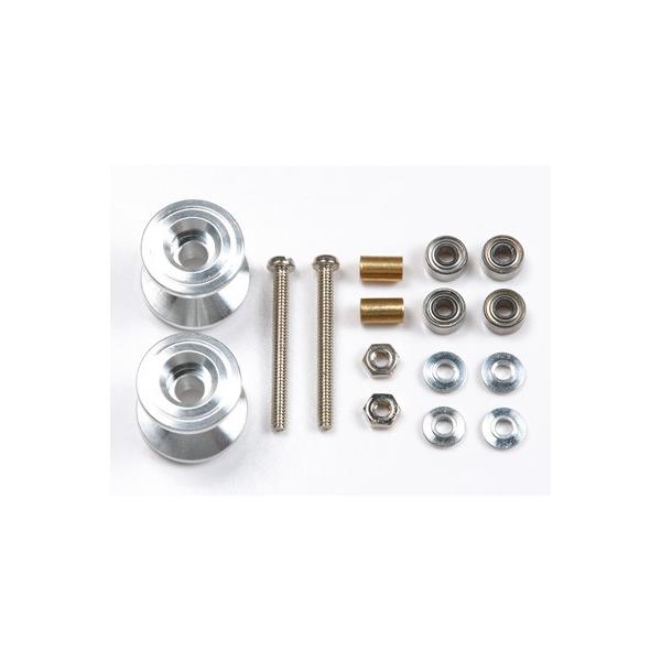 【マシンの性能アップやセッティングに役立つパーツです】13mmと12mmのローラーを一体化したアルミ製ローラーです。ふだんは下の13mmロ−ラーがフェンスと接触し、コーナーでマシンが傾いた時は上の12mmローラーがフェンスに接触。スタビライ...