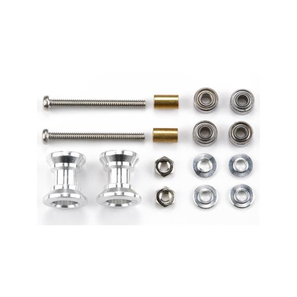 9mmと8mmのローラーを一体化したアルミ製ローラーです。ふだんは下の9mmロ-ラーがフェンスと接触し、コーナーでマシンが傾いた時は上の8mmローラーがフェンスに接触。スタビライザー効果を発揮してマシンの転倒を防止します。また、13-12m...