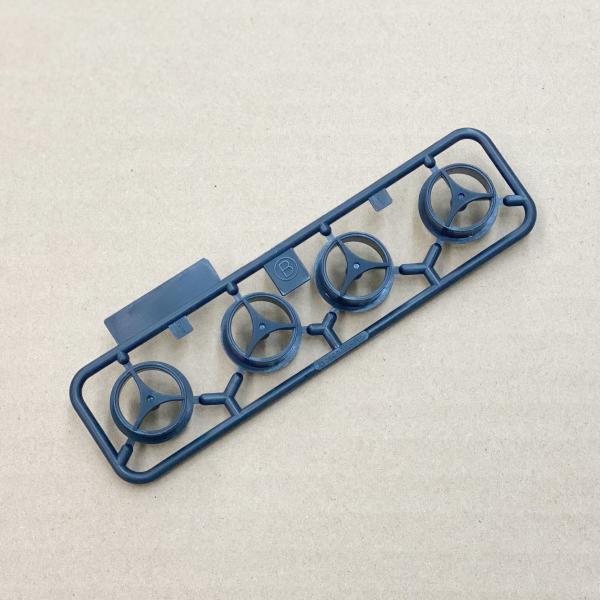 「スーパーX・XX スーパーハード小径ナロータイヤ (24mm) &amp; カーボン強化ホイール (3本スポーク)」に採用されているホイールのみの単品販売です。