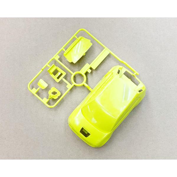 「Honda e」に採用されているボディの単品販売です。