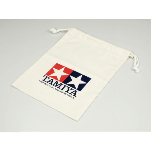 旅行バッグや小物入れ、はたまた学校や幼稚園のコップ入れなどにも最適。何にでも使えそうなタミヤキンチャクがいろいろな場面で活躍します。★サイズ：200mm ｘ 255mm