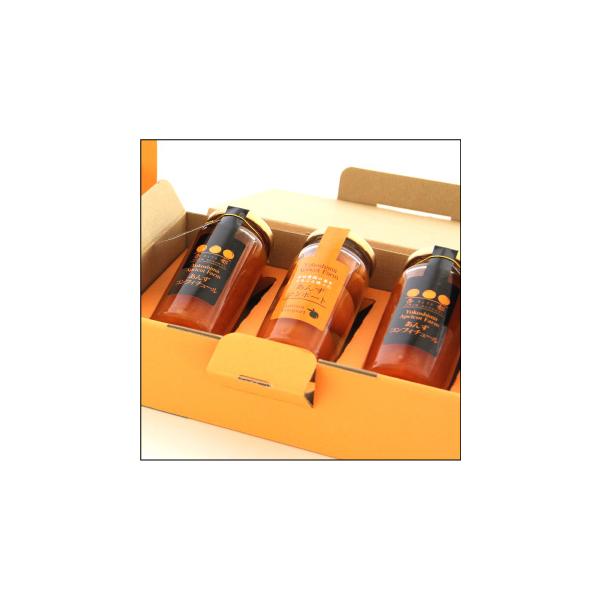 送料無料（ラッピング・送料込みで企画されたギフト商品）でお届けします。Yokoshima Apricot Farmの自家農園で育てたアプリコットを、自社工場でコンポートとコンフィチュール（生ジャム）を作りました。ギフト品質のアプリコットのコ...